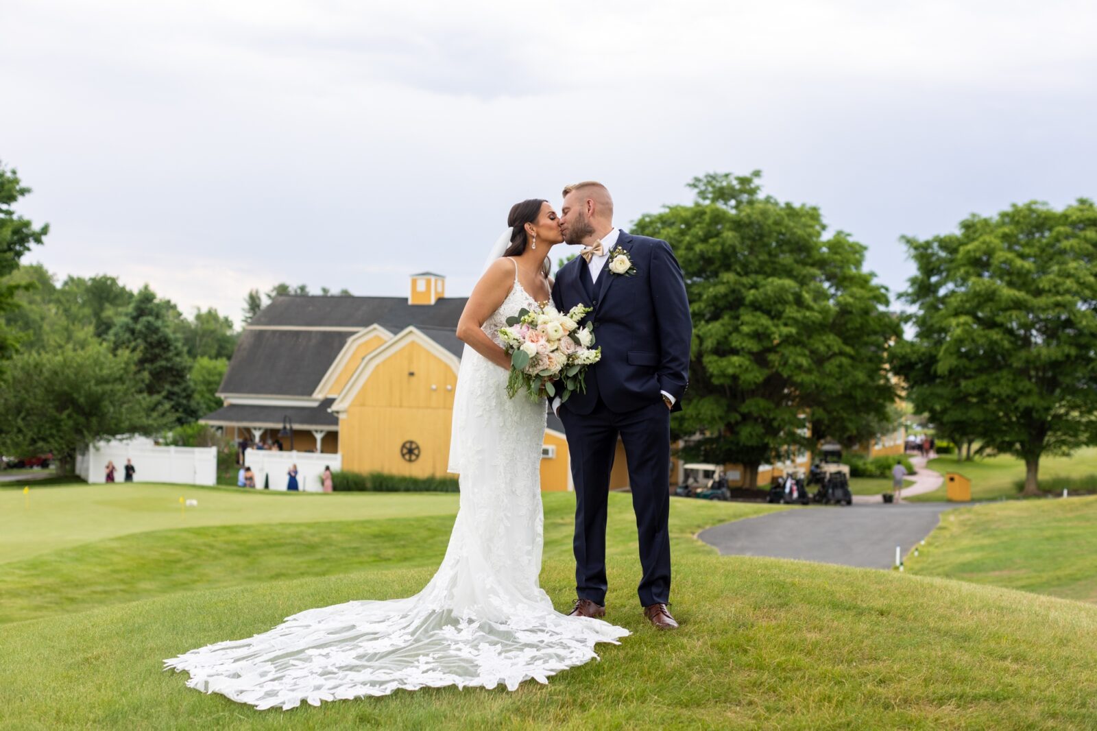 Alison Marie Photography | Wedding & Boudoir Photographer